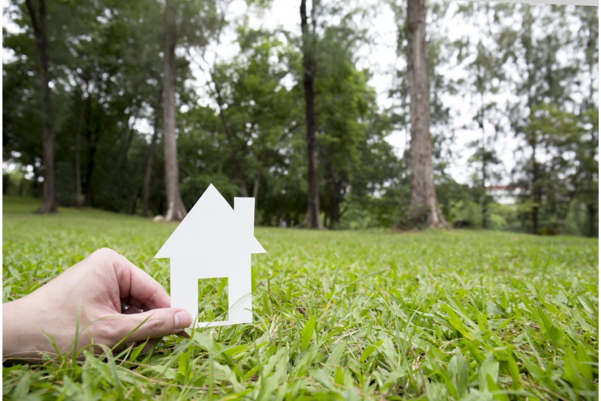Règles et frais à tenir compte en achetant un terrain - Vendre un terrain